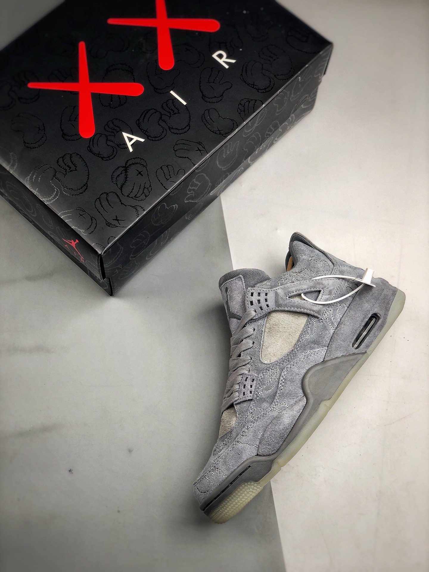 KAWS x Air Jordan 4 Cool Grey/White 930155-003 – Kelvingift